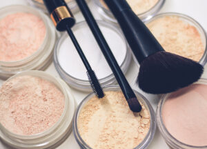 17 best compact powders for great coverage and zero shine