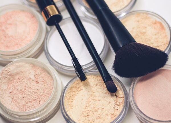 17 best compact powders for great coverage and zero shine