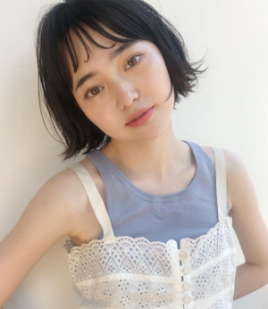 10 Short Hairstyles That Will Make Your Face Look Slimmer